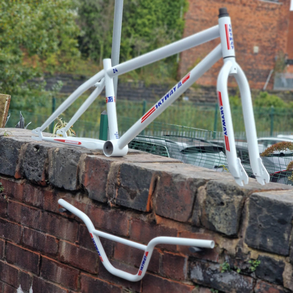 Skyway T/A 24 Inch Old School Frame / Fork / Bar Kit White | Alans BMX