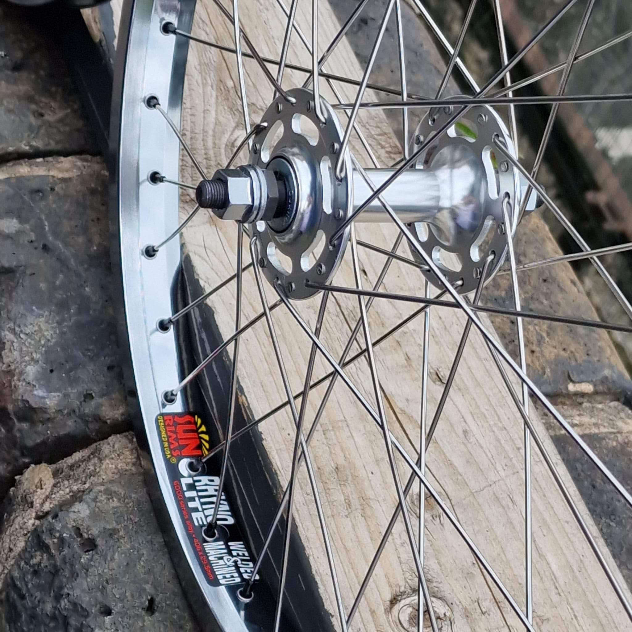 Sun Ringlé Rhyno Lite XL / High Flange Old School Wheelset Chrome ...